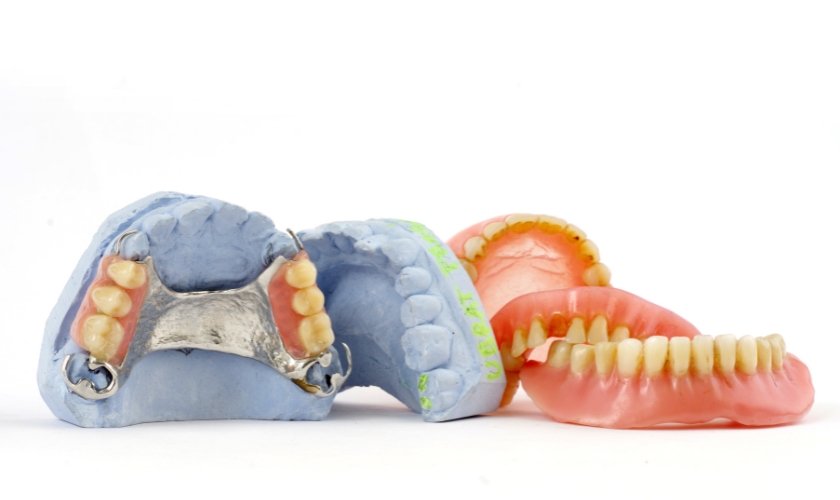 Comparing Full vs. Partial Dentures: Your Best Fit